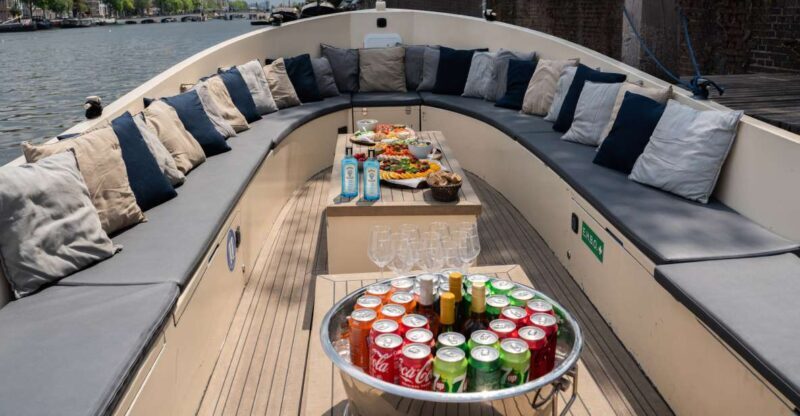 Amsterdam: Private Canal Booze Cruise with Unlimited Drinks - Authentic Perspectives from Guests