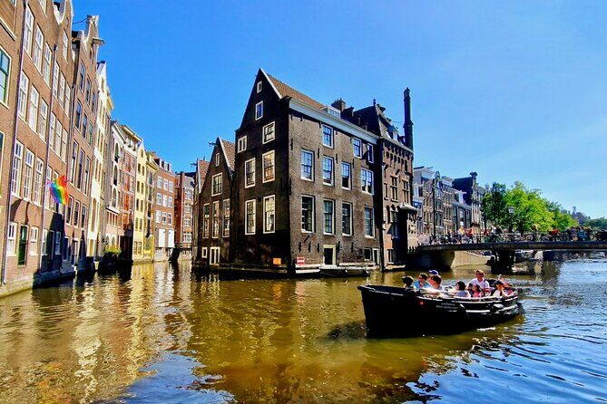 Amsterdam Private Canal Cruise  90 Minutes through the Old City - Frequently Asked Questions