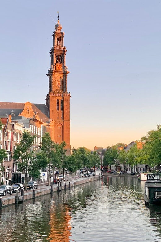 Amsterdam: Private Canal Cruise in German + Unlimited Drinks - Introduction