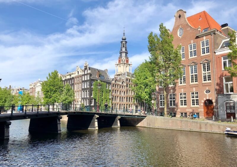 Amsterdam: Private Canal Cruise in German + Unlimited Drinks - The Practical Side: Price, Duration, and Whats Included