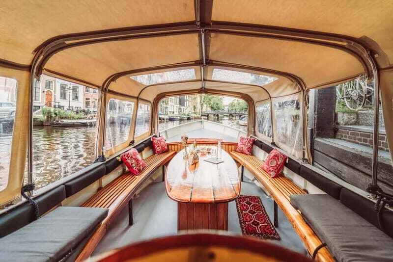 Amsterdam: Private Canal Cruise with snacks and drinks - Key Points