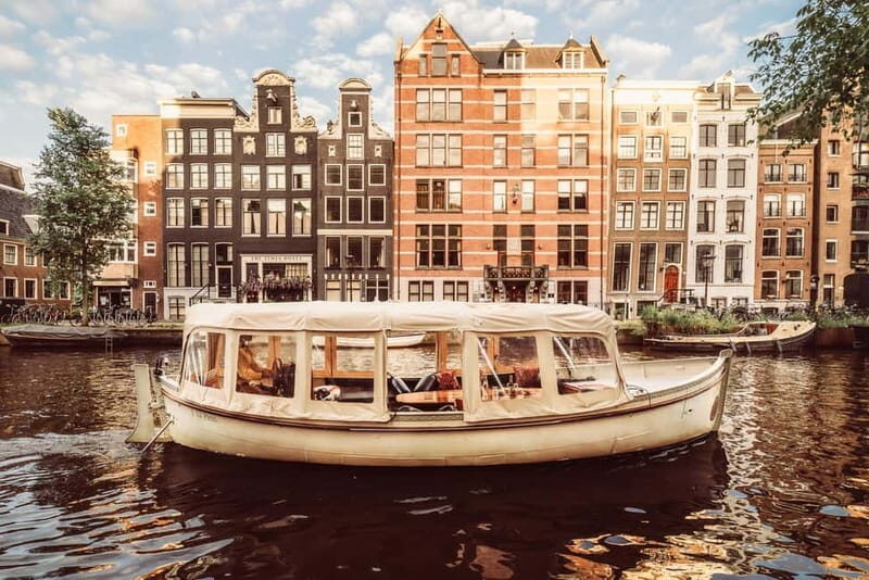 Amsterdam: Private Canal Cruise with snacks and drinks - Breaking Down the Value