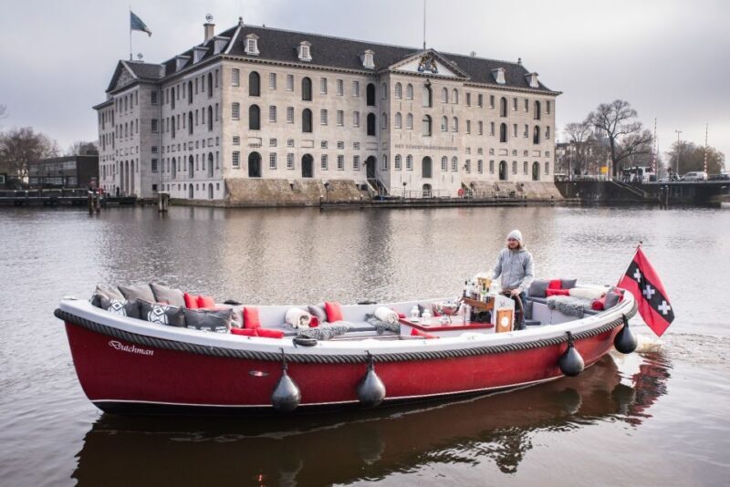 Amsterdam: Private Cruise with Drinks & Pizza or Burger - The Value Angle