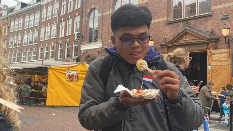 Amsterdam: Private Dutch Food Tour - Eat Like a Local - Authentic Experience in a Comfortable Setting