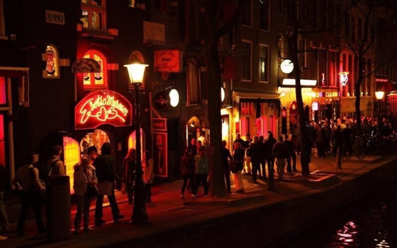 Amsterdam: Private Half-Day Tour with a Local - Why Choose This Tour?