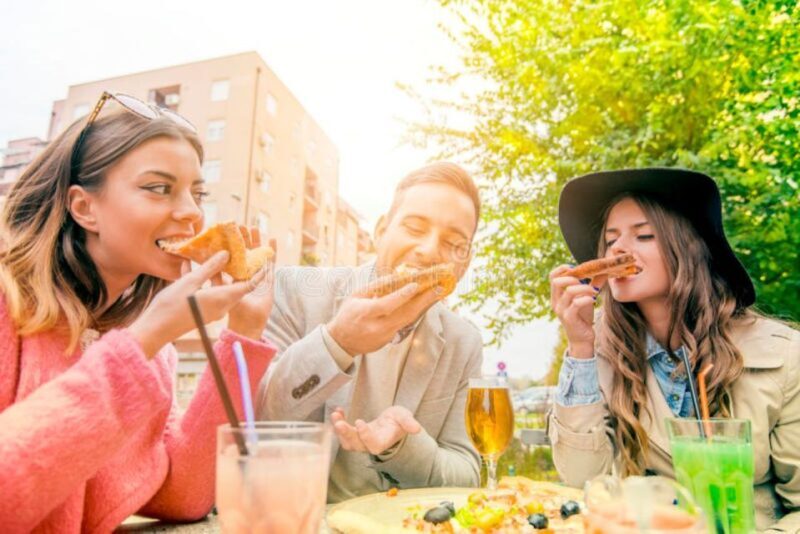 Amsterdam: Private Luxury Cruise with Pizza and Drinks - FAQ