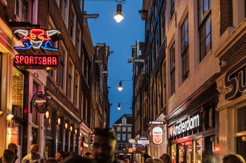 Amsterdam: Private Night Tour of Speakeasies and Bars - Pricing and Comparing Value
