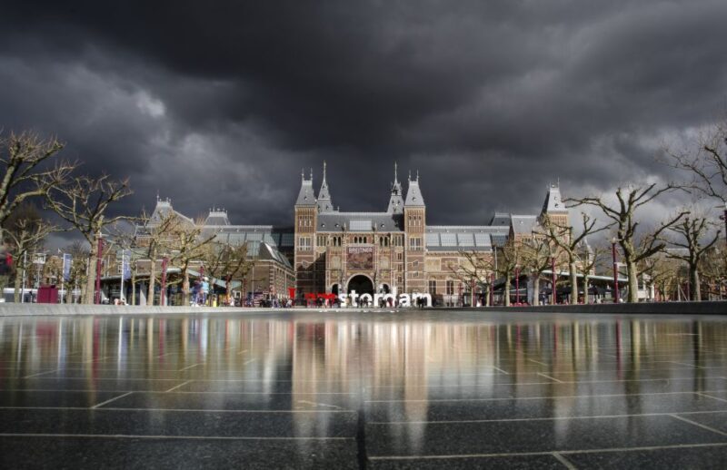 Amsterdam: Private Walking Tour with a Local - The Sum Up