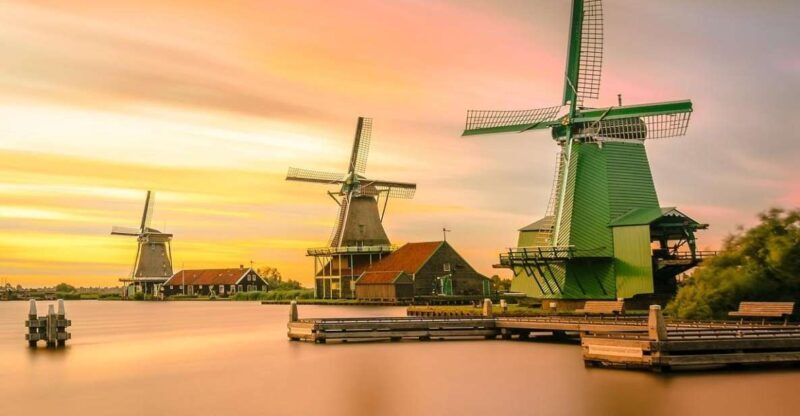 Amsterdam: Private Zaanse Schans Windmills and Volendam Trip - Comfortable Pickup and First Stop: Zaanse Schans