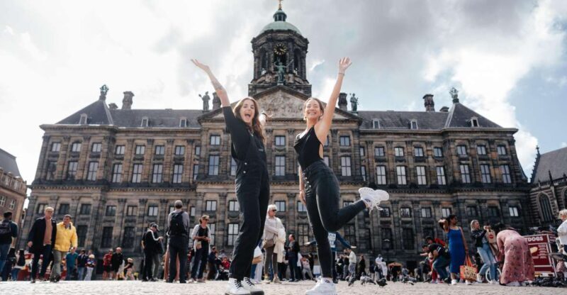 Amsterdam: Professional photoshoot at Dam Square. - FAQ