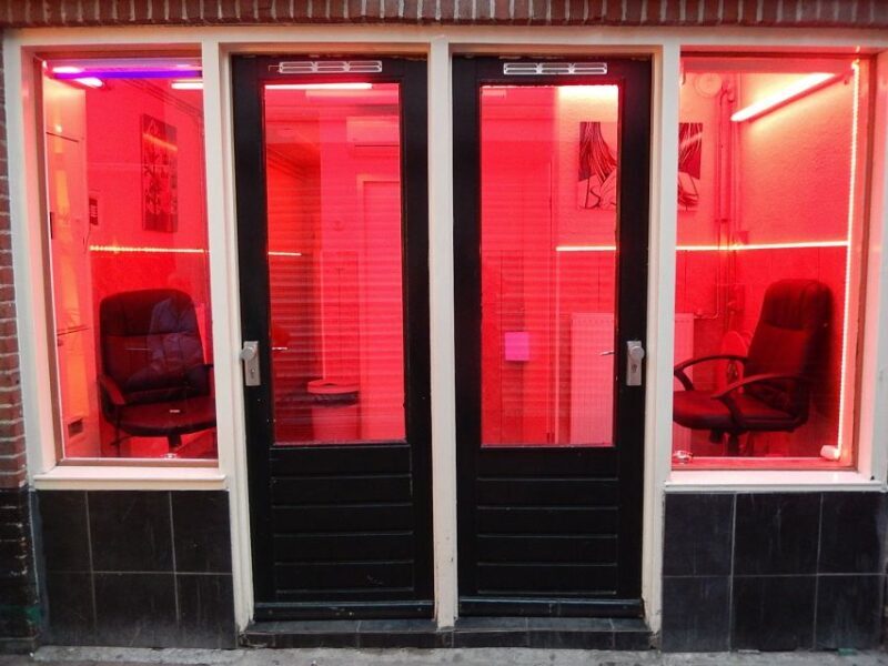 Amsterdam: Red Light District Exclusive Night Tour - Practical Details: What to Know Before You Book