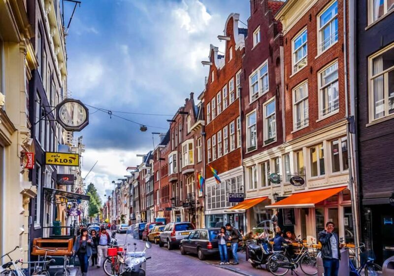 Amsterdam: Red Light District Tour in English or German - Hidden Gems and Cultural Landmarks