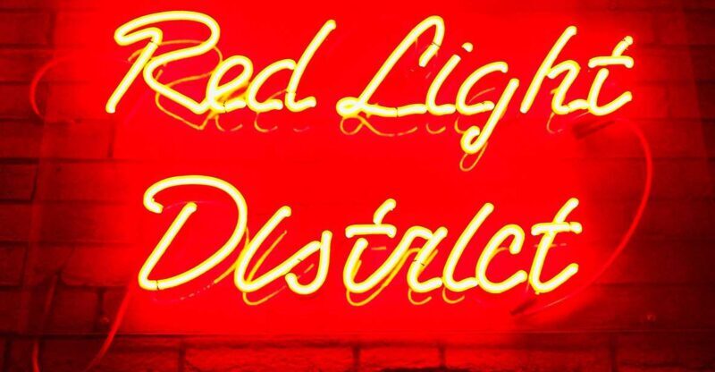 Amsterdam: Red Light District Walking Tour - Introduction to the Experience