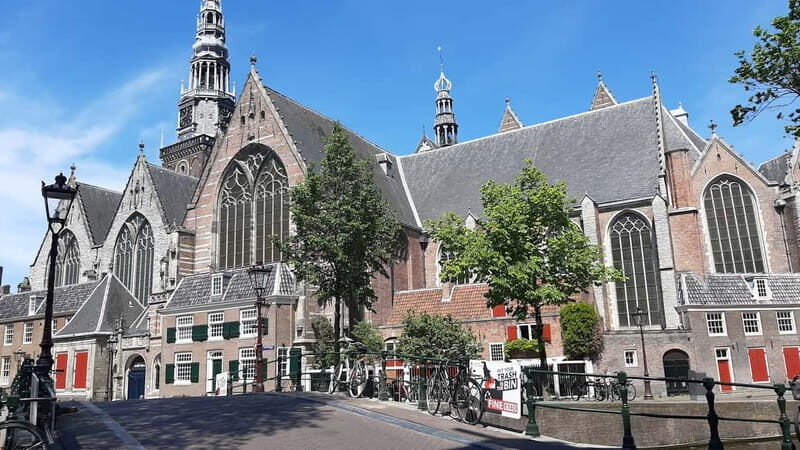 Amsterdam Red Light District Walking Tour in Italian - FAQ: Common Questions about the Tour