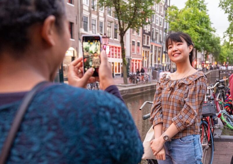 Amsterdam: Red Light Tour Exclusive + Peep Show - Key Points