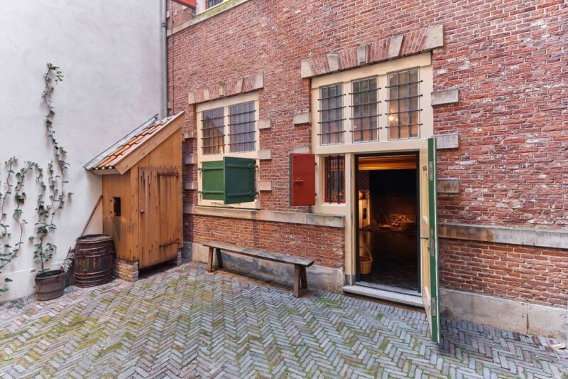 Amsterdam: Rembrandt House Museum Entrance Ticket - Key Points
