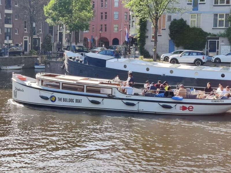 Amsterdam: SAIL 2025 with the Bulldog Boat Smoke cruise - Key Points