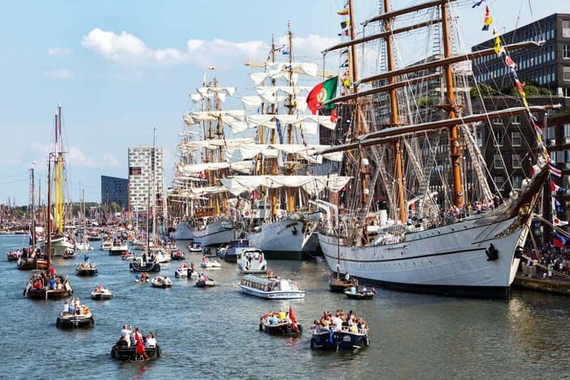 Amsterdam: SAIL 2025 with the Bulldog Boat Smoke cruise - Who Should Book This Experience?