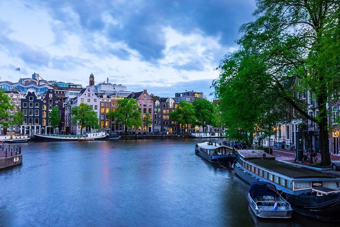 Amsterdam Schiphol Airport AMS Transfer Service - What to Expect from the Transfer Service