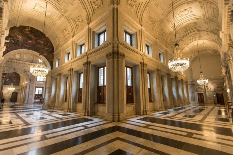 Amsterdam: Skip-the-line Royal Palace Private Guided Tour - Exploring the Royal Palace of Amsterdam: A Detailed Look