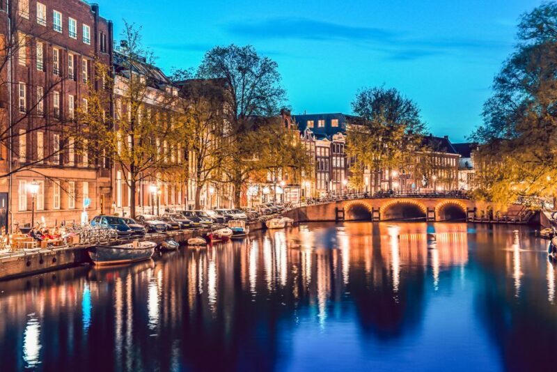 Amsterdam: Smoke and Lounge City Boat Cruise - FAQ: Your Questions Answered