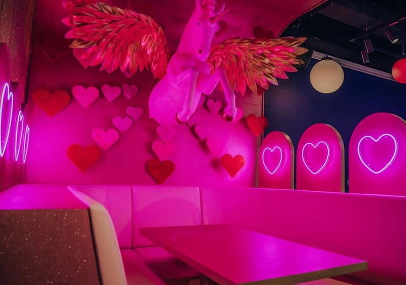 Amsterdam: The All Out - No.1 Activity Bar - The Sum Up