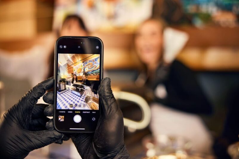 Amsterdam: Traditional Dutch Syrup Waffle Making Workshop - What’s Included and What Not