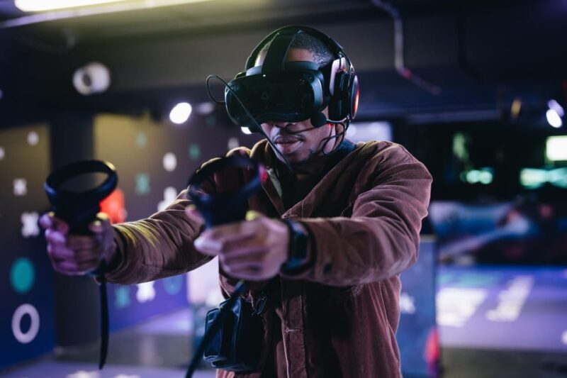 Amsterdam: VR Game Park Free-Roaming Experience - In-Depth Breakdown: Why This Experience Works