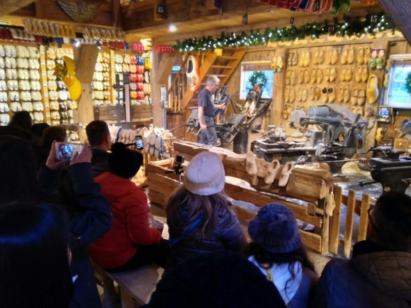 Amsterdam: Zaanse Schans 3-Hour Small Group Tour - Exploring Zaanse Schans: A Dutch Delight Just Outside Amsterdam