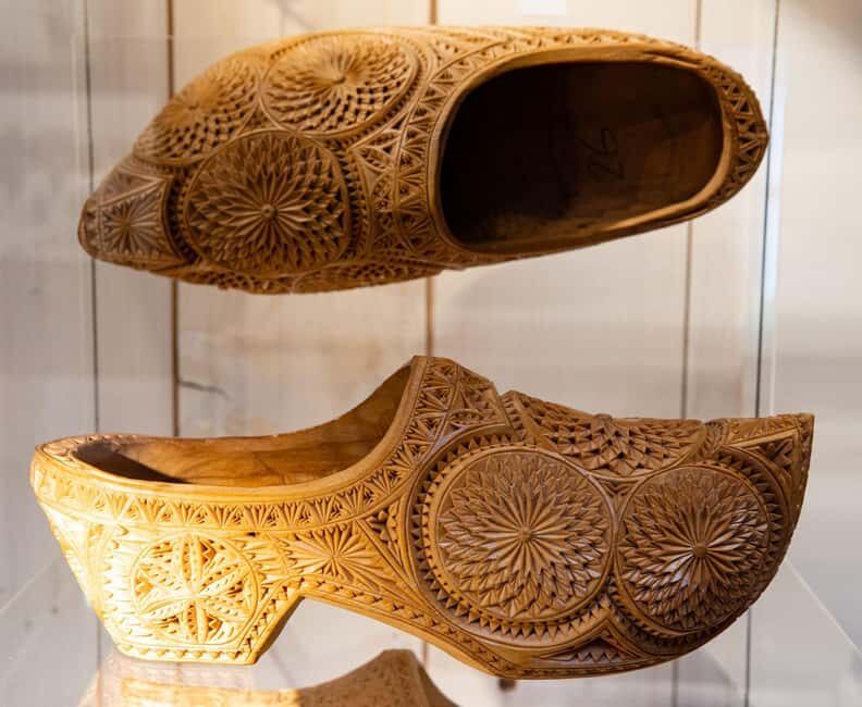 Amsterdam: Zaanse Schans, Cheese Tasting & Volendam Tour - Transportation, Value, and Practicalities