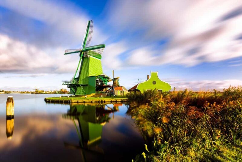 Amsterdam: Zaanse Schans, Windmills & Volendam Private Tour - An Introduction to the Tour Experience