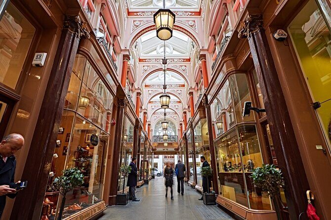 An Audio Guide of Oscar Wilde's Former London Haunts - FAQs