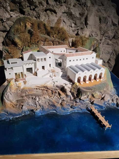 An immersive journey to discover Sorrento. - Discovering Sorrento Through Multimedia