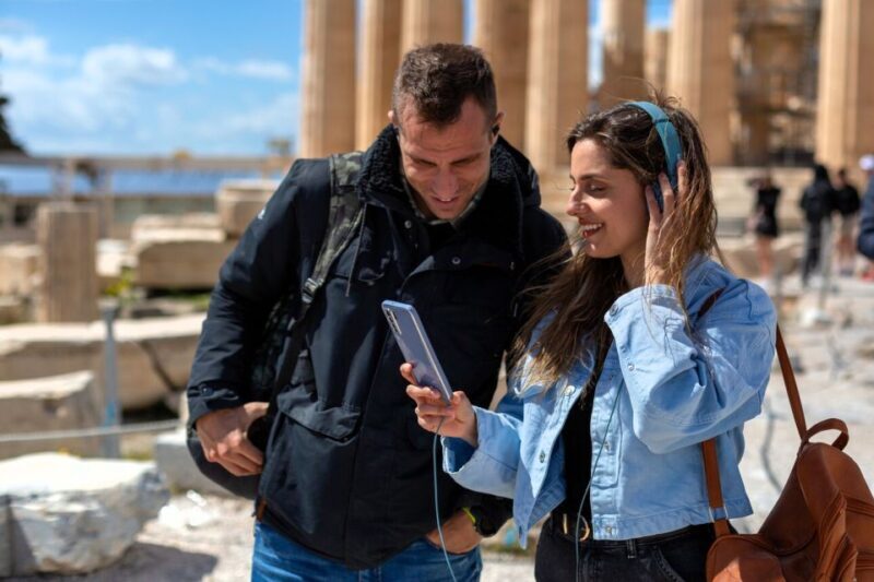 Ancient Agora: Audiovisual self-guided tour with 3D models - Using the Tour