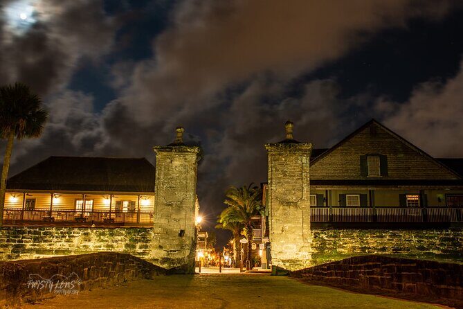 Ancient City Tarot Walk and Ghost Stroll in St. Augustine - The Experience: What to Expect