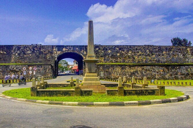 Ancient Dutch Fort Tour and River Safari from Galle - Key Points