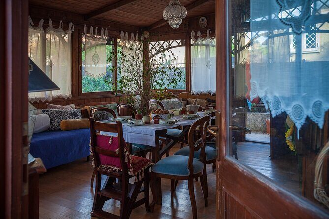 Ancient Roman Fare: Home-dining in Rome! - Frequently Asked Questions