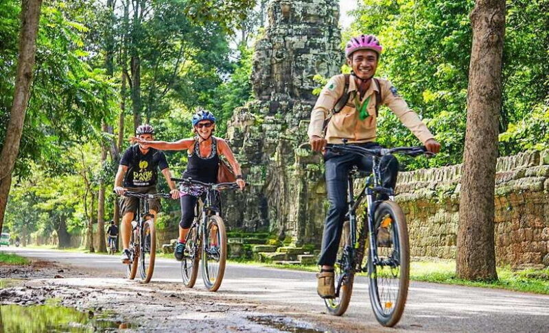 Angkor Bike tour & Gondola Sunset Boat w/ Drinks & Snack - Who Will Love This Tour?