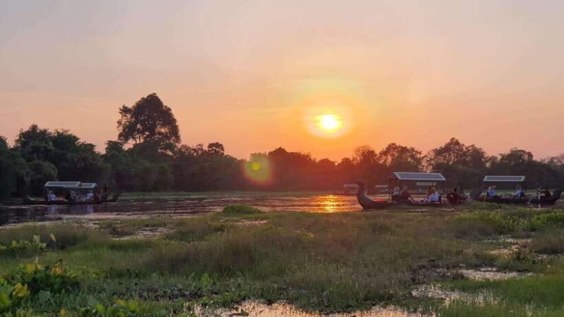 Angkor Bike tour & Gondola Sunset Boat w/ Drinks & Snack - Who Is This Tour Best For?
