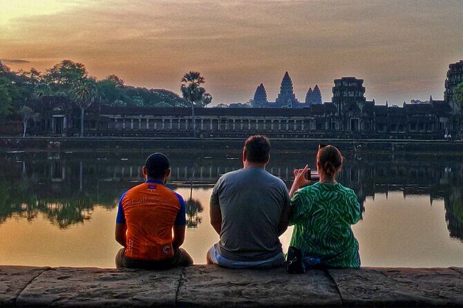 Angkor Sunrise Bike Tour - Breakfast & Lunch included - Introduction