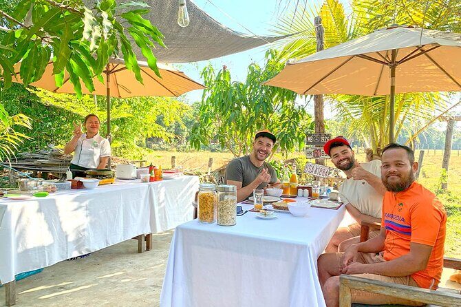 Angkor Sunrise Bike Tour - Breakfast & Lunch included - Who Is This Tour Best For?