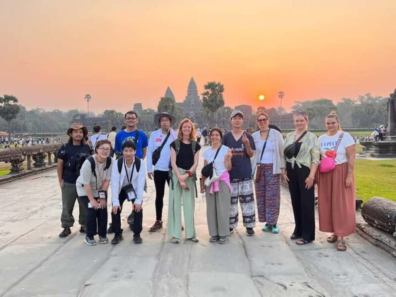 Angkor Sunrise or Sunset Tour (includes breakfast or lunch) - Key Points