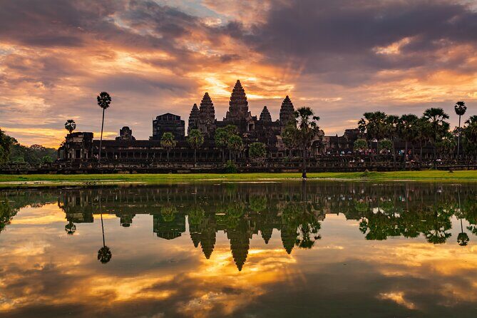 Angkor Sunrise Small Group Tour Inclusive Breakfast and lunch - The Itinerary in Detail
