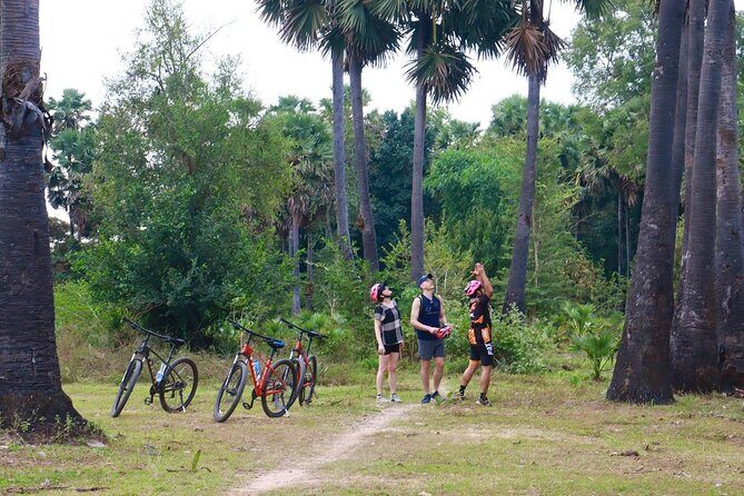 Angkor Wat Backroads Private Cycling Tour - Key Points