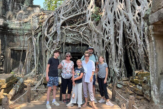 Angkor Wat Bike Tour with Lunch Included - Authentic Experiences and Personal Touches