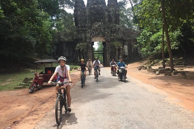 Angkor Wat Cycling Tour (20-25 km) - Key Points