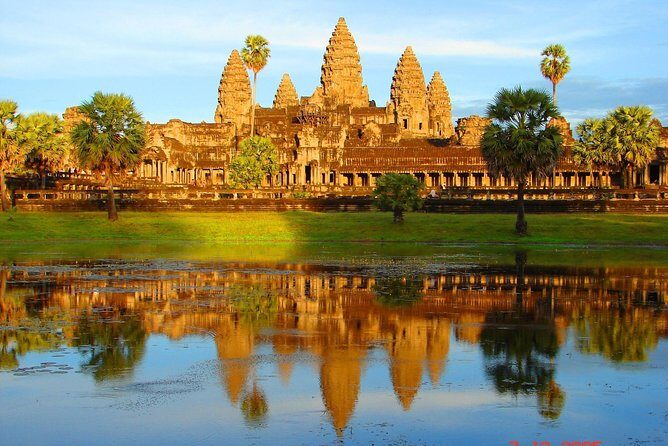 Angkor Wat Full-day Private tour - Exploring the Itinerary in Detail