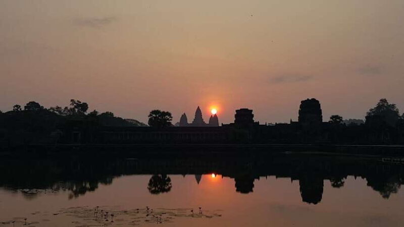 Angkor Wat Full-Day Private Tour with Sunset - Transportation and Logistics