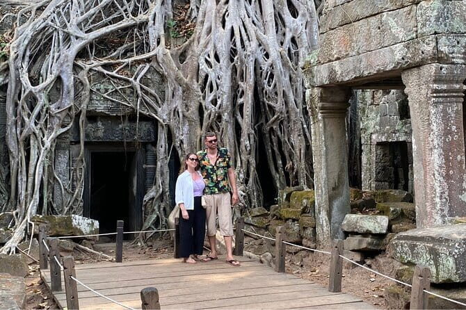 Angkor Wat Full Day Shared Tour with Guide - Key Points