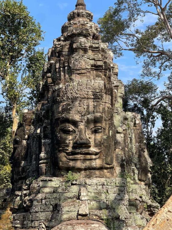 Angkor Wat Full Day Tour in Siem Reap Small-Group - Who Is This Tour Best For?